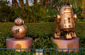 Disney's Hollywood Studios Adds “Disney Fab 50 Character Collection ...