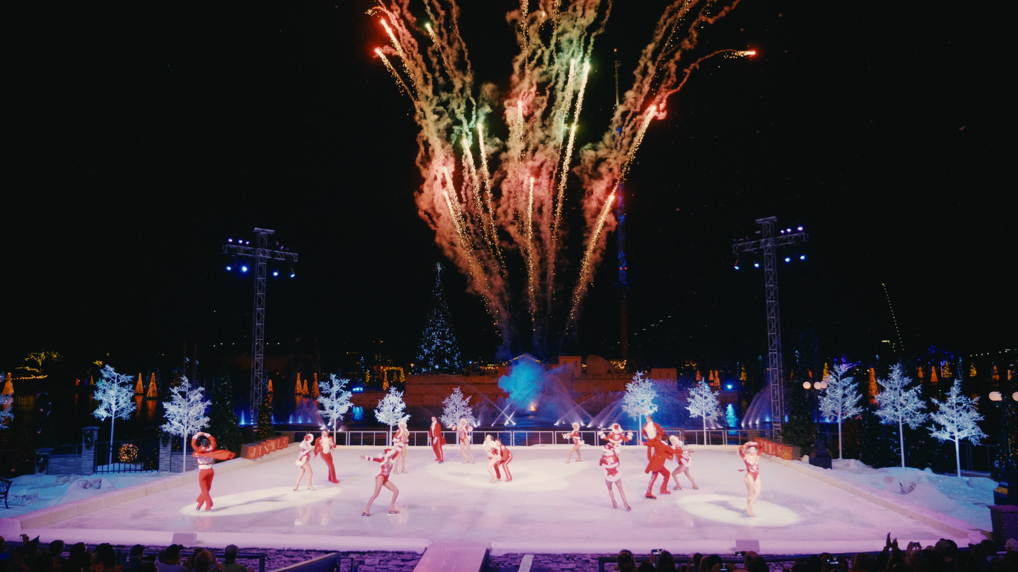 SeaWorld Orlando’s Christmas Celebration Kicks Off November 12 With New ...