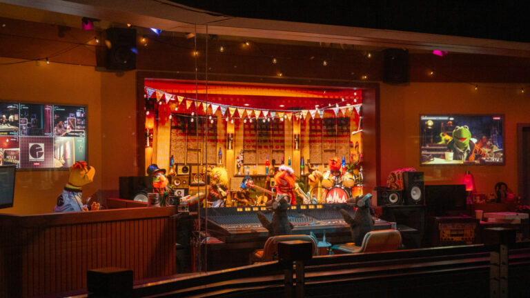 REVIEW - Rock ’n’ Roller Coaster Starring The Muppets at Disney’s ...